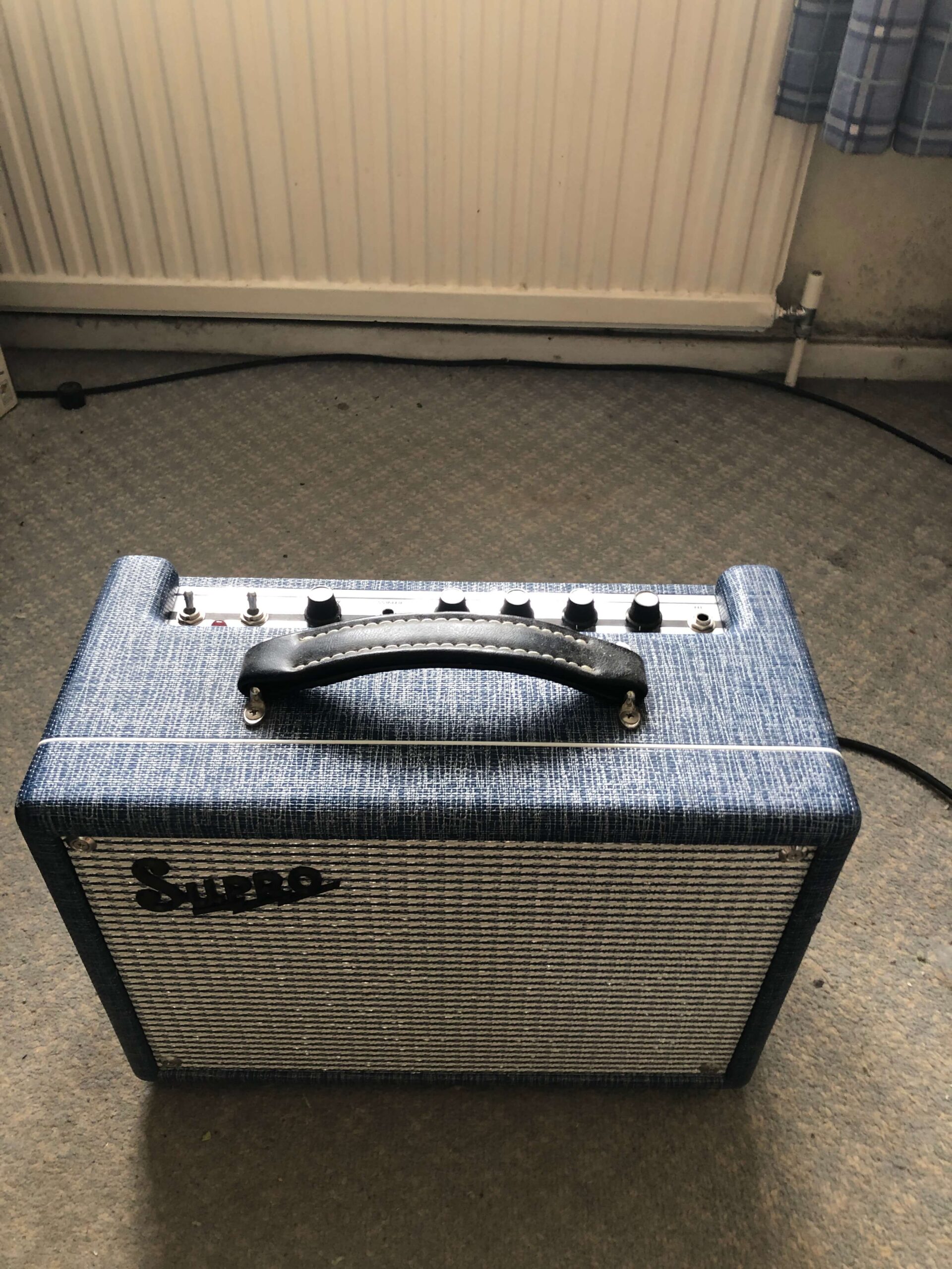 Supro 1605R / 64 Reverb Review: Vintage Tone in a Modern Package ...